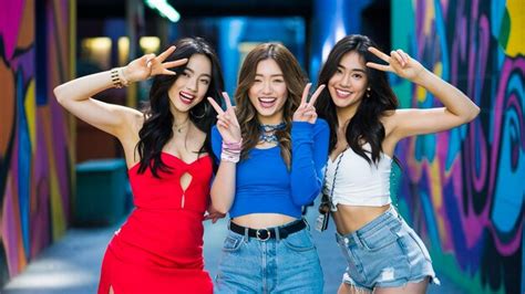 Three Girls Posing For A Photo With The Word Quot Three Quot Premium