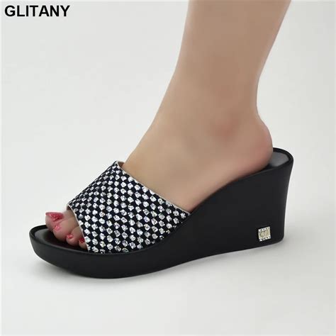 새로운 패션 숙녀 신발과 샌들 하이힐 섹시한 숙녀 신발 웨딩 여성을위한 오픈 발가락 신발 이탈리아어 파티 펌프에 미끄러 져여성용 펌프 Aliexpress