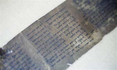 Ten Commandments Dead Sea Scroll To Be Displayed In Israel Biblical Archaeology Society