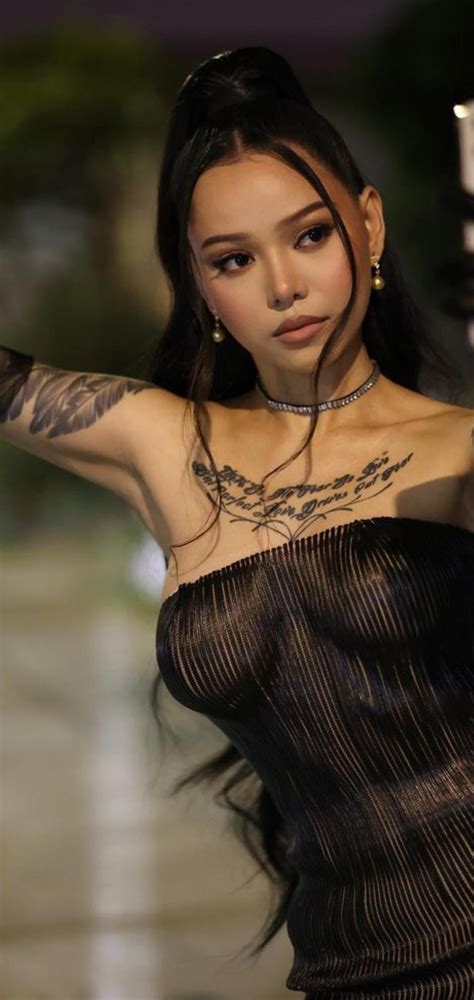Bella Poarch Rcelebrityarmpits