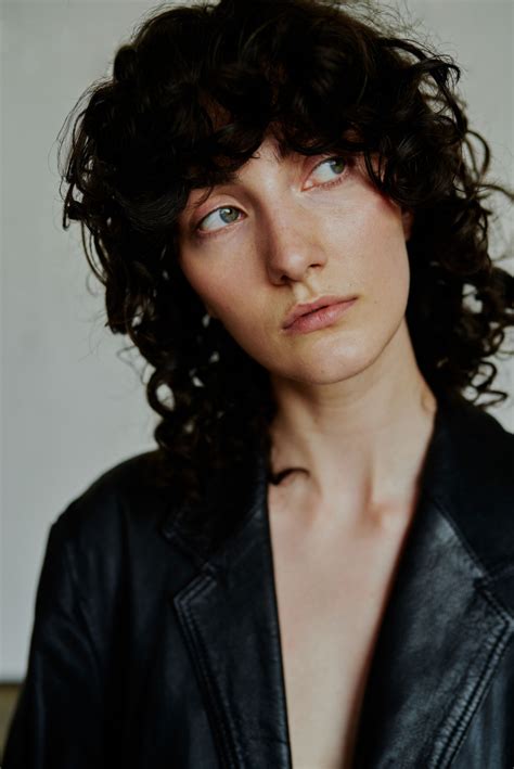 Beth R Women Image Board Nevs