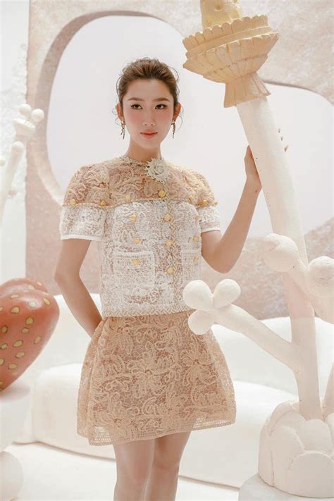 Sắc Vóc Nữ Diễn Viên đình đám được Mời Diễn Vedette Show Tại Paris Fashion Week 2024