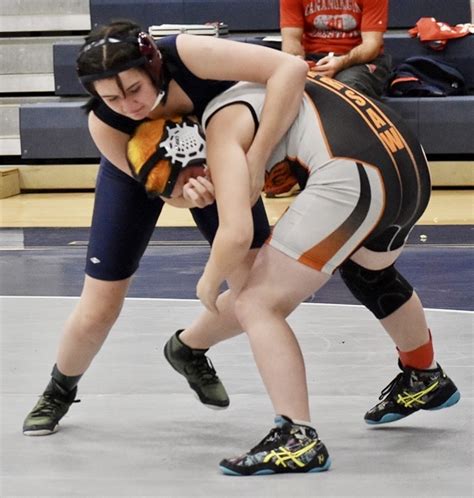 Girls Wrestling Is On The Rise In New York News Sports Jobs