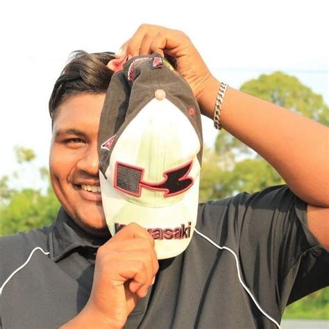 Azuan Hardtoexplain Wanchakoi • Threads Say More