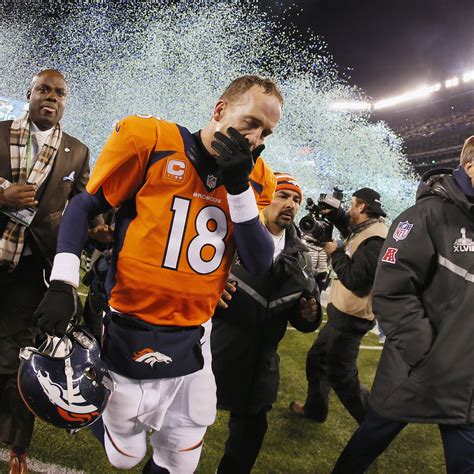 Peyton Manning Face Superbowl Savnet Snap