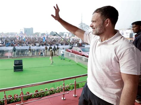 राहुल गांधी को नोटिस भेज सकता है राष्ट्रीय पिछड़ा वर्ग आयोग Pm मोदी की जाति को लेकर दिया था