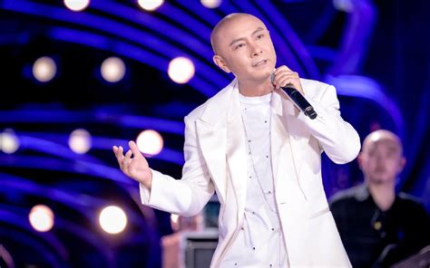 【4k60fps】孙燕姿《我怀念的》经典神级现场！我怀念的是当初的时光 钦玉 音乐 哔哩哔哩视频