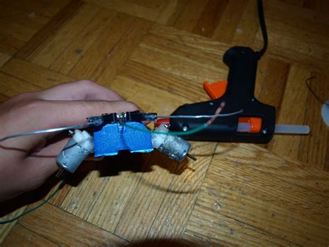 How To Make A Very Simple Robot 16 Steps Instructables
