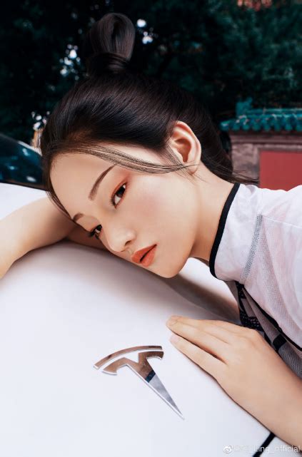 奈雪的茶与ai虚拟偶像翎ling玩跨界大火 背后的魔珐科技引业内关注 界面新闻