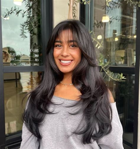 31 Layered Haircuts For Long Hair Get Ready To Be Obsessed