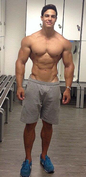 Buff Men Muscle