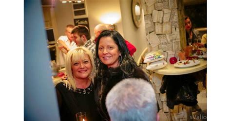 Катя Близнакова пука ребро отива на купон