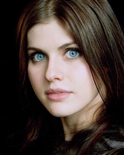 Pin By Nabeghew On Alexandra Daddario Alexandra Daddario Images