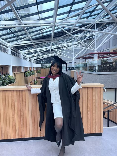 Favouribude Dataliving Wednesday Phdlife Datascience Favour