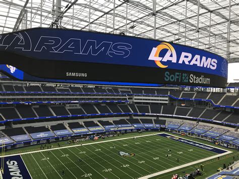 An Empty Sofi Stadium Hosts First La Rams Game And A Resurgent