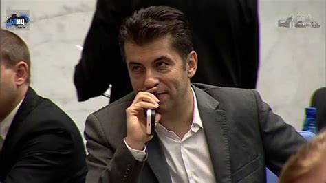 Лена Бориславова натиска здравето и законите на масата Всичко е ясно но депутатите ще