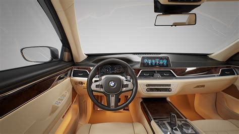 Pham Anh Vu Bmw M7 Interior