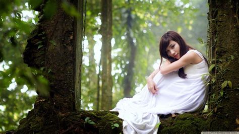 Girl In Nature Wallpapers Top Free Girl In Nature Backgrounds