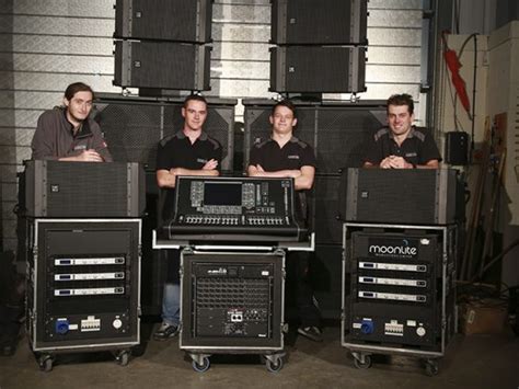EV X Line Advance X2 Line Array Lands At Moonlite TPi