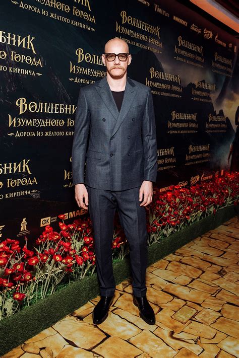 Фильм ВОЛШЕБНИК ИЗУМРУДНОГО ГОРОДА ДОРОГА ИЗ ЖЕЛТОГО КИРПИЧА