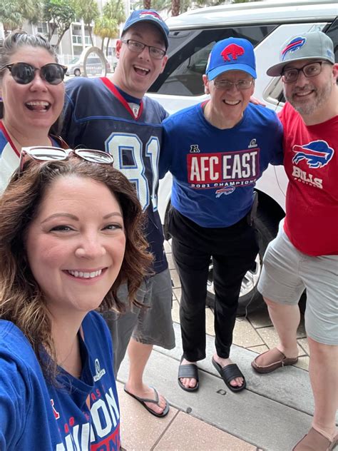 Lindsay Hyatt On Linkedin Something About Travel Realigns Your Values And Reignites Your Zest For Lindsay Hyatt On Linkedin Something About Travel Realigns Your Values And Reignites Your Zest For