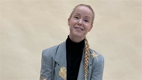 En Sang Fra 2008 Er Blevet Mere Og Mere Relevant For Tina Dickow