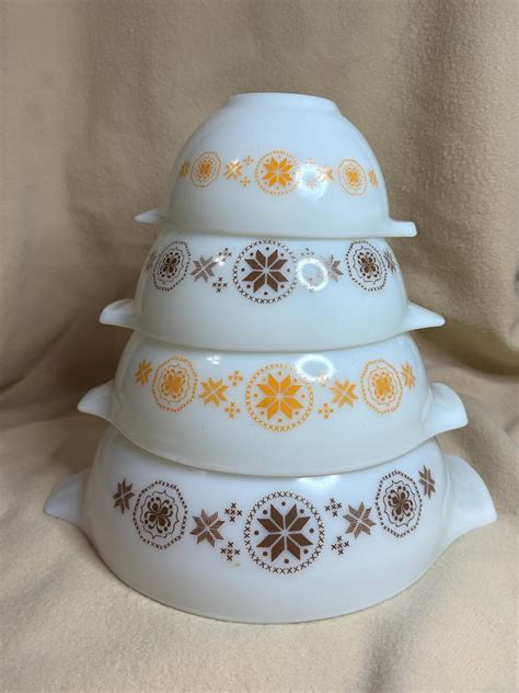 Town And Country Pyrex Cinderella Bowl Set Etsy