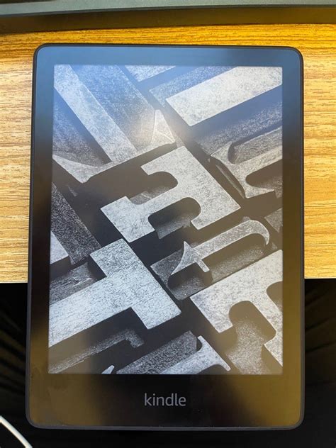 Amazon Kindle Paperwhite 11th Gen (8gb), 手提電話, 電子書閱讀器 - Carousell