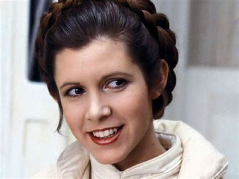 Abaixo Assinado Pede Leia Como Princesa Oficial Da Disney Cinema Com