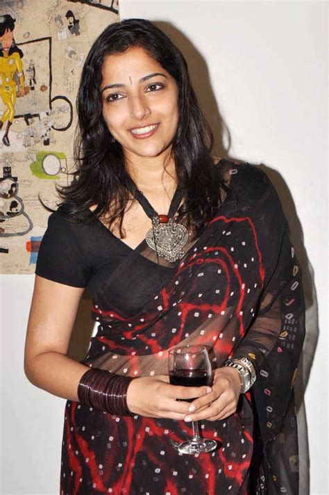 Nishanthi Evani Latest Spicy Saree Pics Beautiful Indian Actress Cute