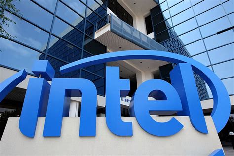 ‘chip War Author On Intel Ceos Leaving Amid Ai Push Chips Act Grants