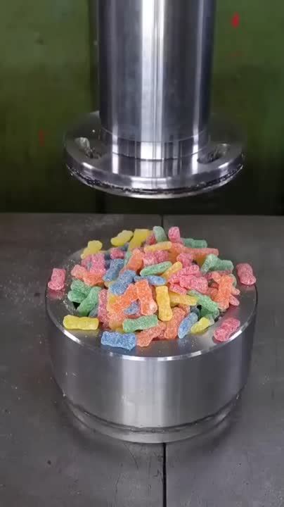 Video Jennifer Pierce On Linkedin Tiny Cheeseburgers For The Win 🍔😩🤣