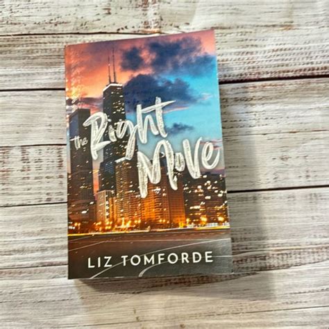 The Right Move By Liz Tomforde Paperback Pangobooks