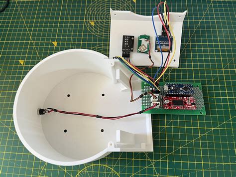 Automated Arduino Controlled Smartphone 360° Photography Turntable 12