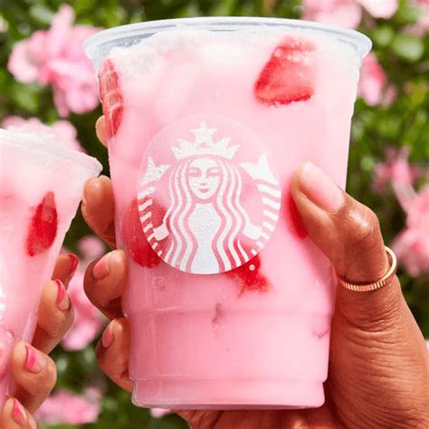 10 Best Starbucks Refreshers On The Regular And Secret Menus