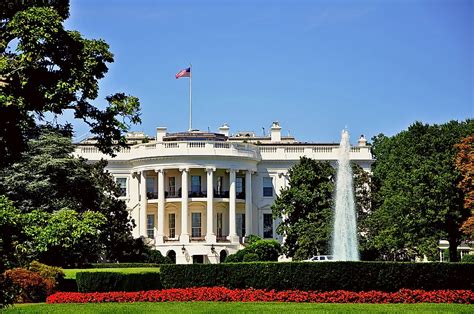 10 Famous American Buildings