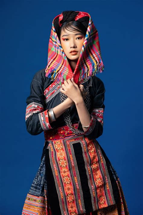 An Exploration Of Hmông Fashion Through The Eyes Of A Young Hmông