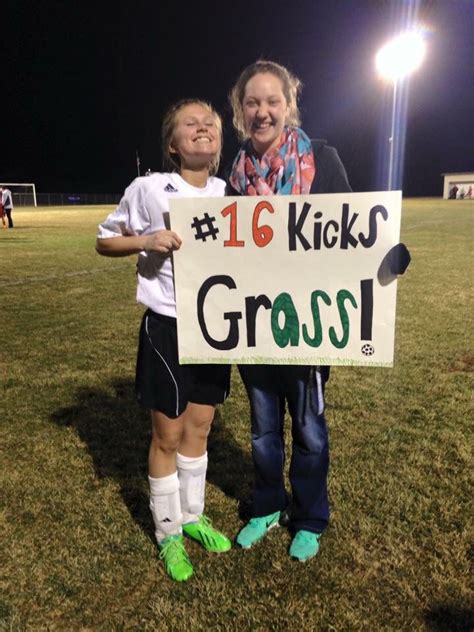 Soccer Fan Signs Ideas
