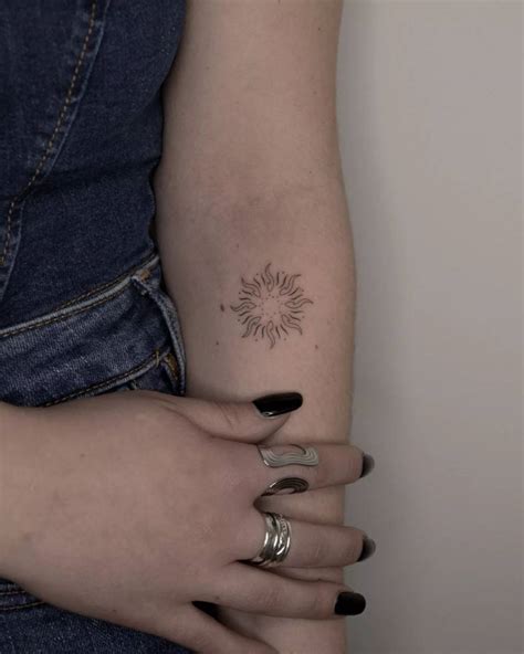 Small Black Sun Tattoos Wanted This Sun Tattoo And Got That Instead