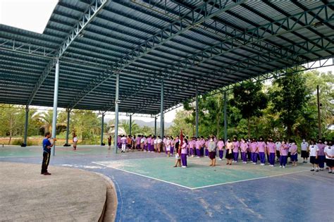 รองรัตนา ชูจิต โรงเรียนท้ายเหมืองวิทยา