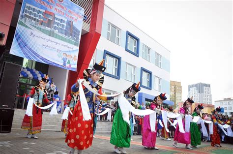 Хичээлийн шинэ жилийг зөвхөн есдүгээр сарын 1 ний өдөр нээнэ гэж хуульчилжээ