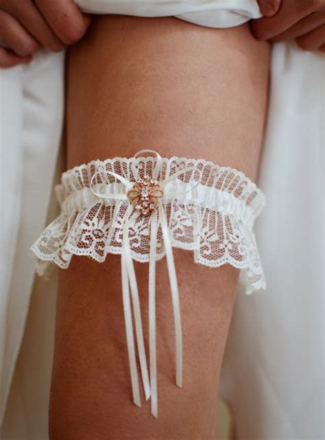 Lace Wedding Garters The Wedding Veil Shop Uk