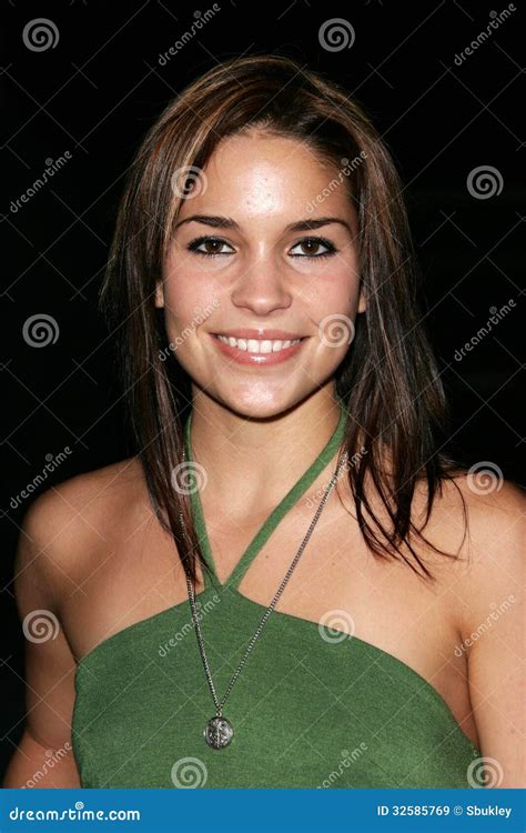 Mandy Musgrave Editorial Stock Image Image Of Beverly 32585769