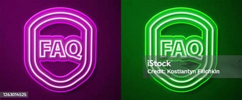 보라색과 녹색 배경에 격리 텍스트 Faq 정보 아이콘 빛나는 네온 라인 쉴드 가드 기호 보안 안전 보호 개인 정보 보호 개념 벡터 일러스트레이션 0명에 대한 스톡 벡터 아트