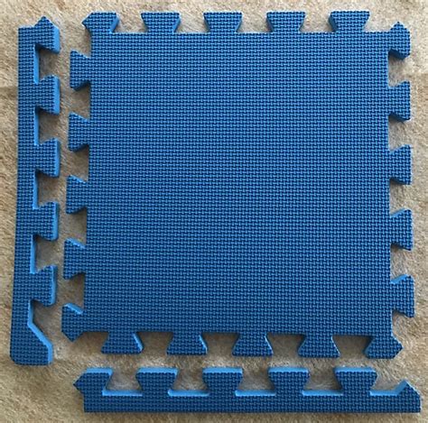 Warm Floor Interlocking Floor Tiles With Straight Edging Strips Blue Playhouse Summerhouse