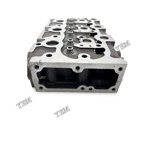For Kubota Cylinder Head S2800 Engine Spare Parts