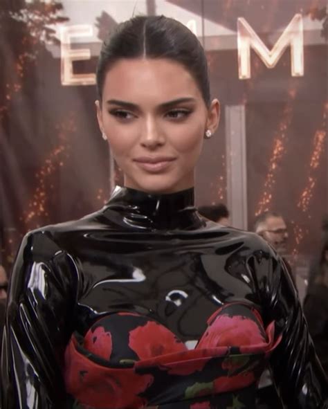 Pin By T On KENDALL KYLIE Kendall Kylie Fashion Women