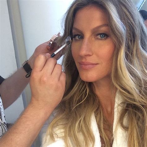 Gisele Bündchens Tawny Makeup And Surfer Waves Vogue