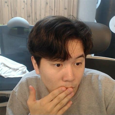 얍얍은 얼굴이 녹았다기보다 치지직 에펨코리아