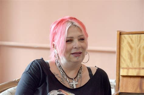 Милена Славова Не съм бунтар защото е модерно а съм си такава откакто се помня Утро